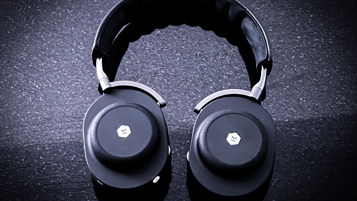 Master & Dynamic MG20 Wireless Gaming Headset Review | PC Gamer