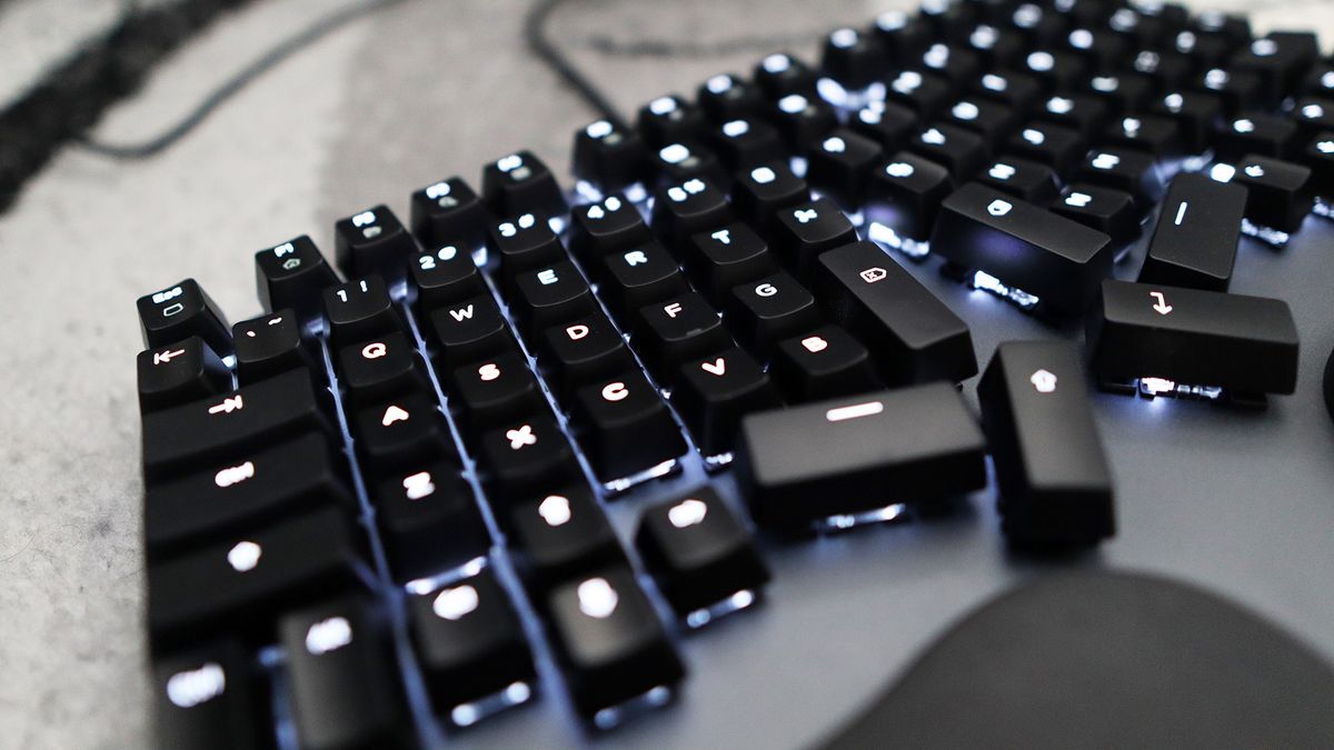 Yes, you can absolutely game on an ergonomic keyboard | PC Gamer