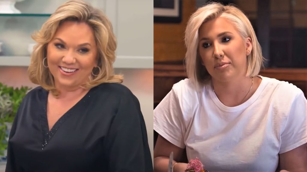 Days Before Julie Chrisley’s Prison Sentence Begins, Savannah Chrisley ...
