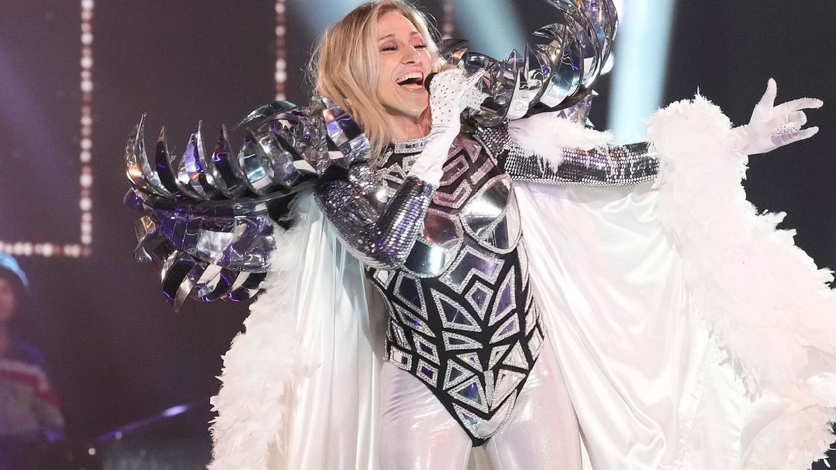 The Masked Singer's Debbie Gibson Reveals Just How Wild It Was Joining ...