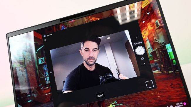 I review laptops for a living — these 3 laptops have the best webcams I ...