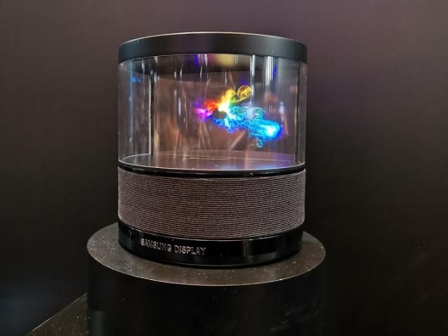 Samsung's Transparent Display Looks Like Something Out of Star Wars ...