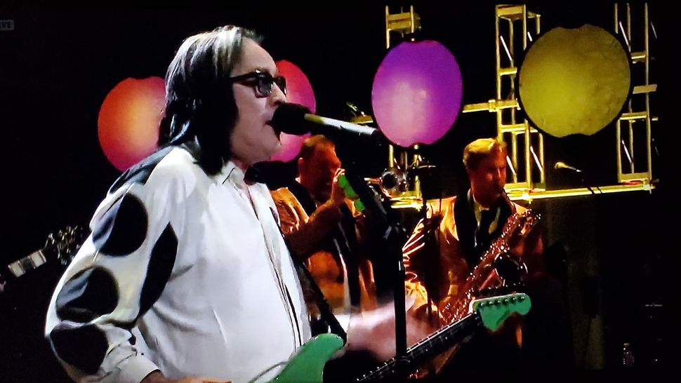 Todd Rundgren's Clearly Human virtual tour caught 'live in Pittsburgh ...