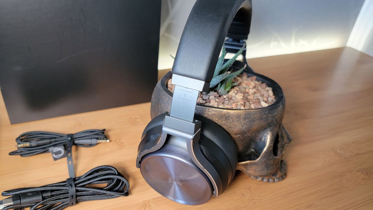 Corsair Virtuoso RGB Wireless XT Review: Expensive Excellence | Tom's ...