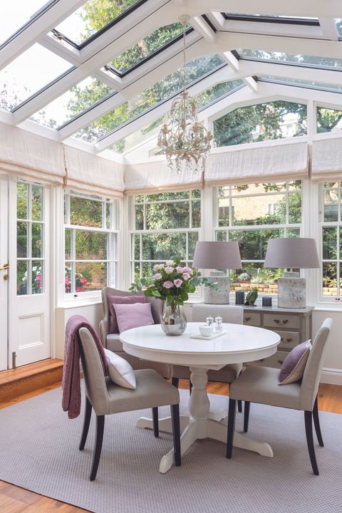13 Conservatory Flooring Ideas for Use Throughout the Year | Homebuilding