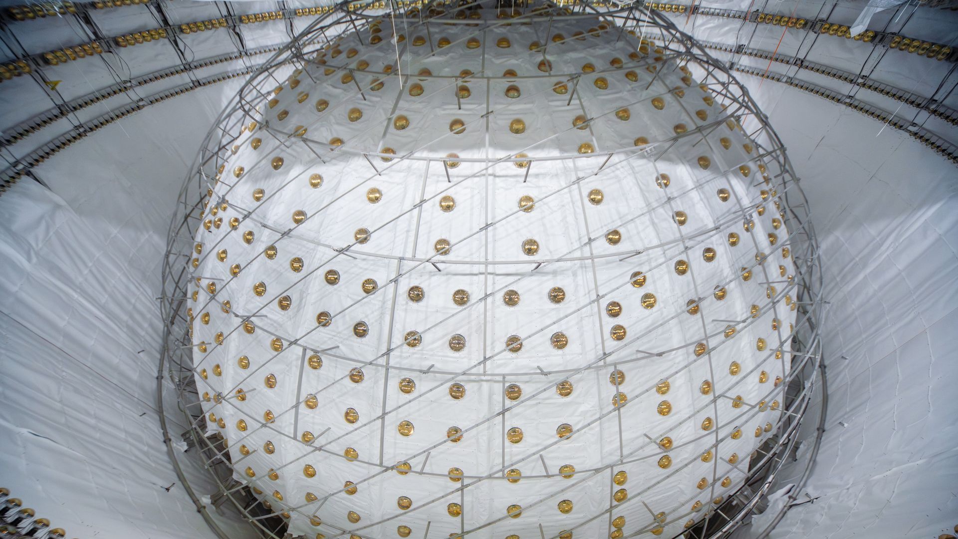 Chinese particle detector tests 'portal to physics beyond the Standard ...