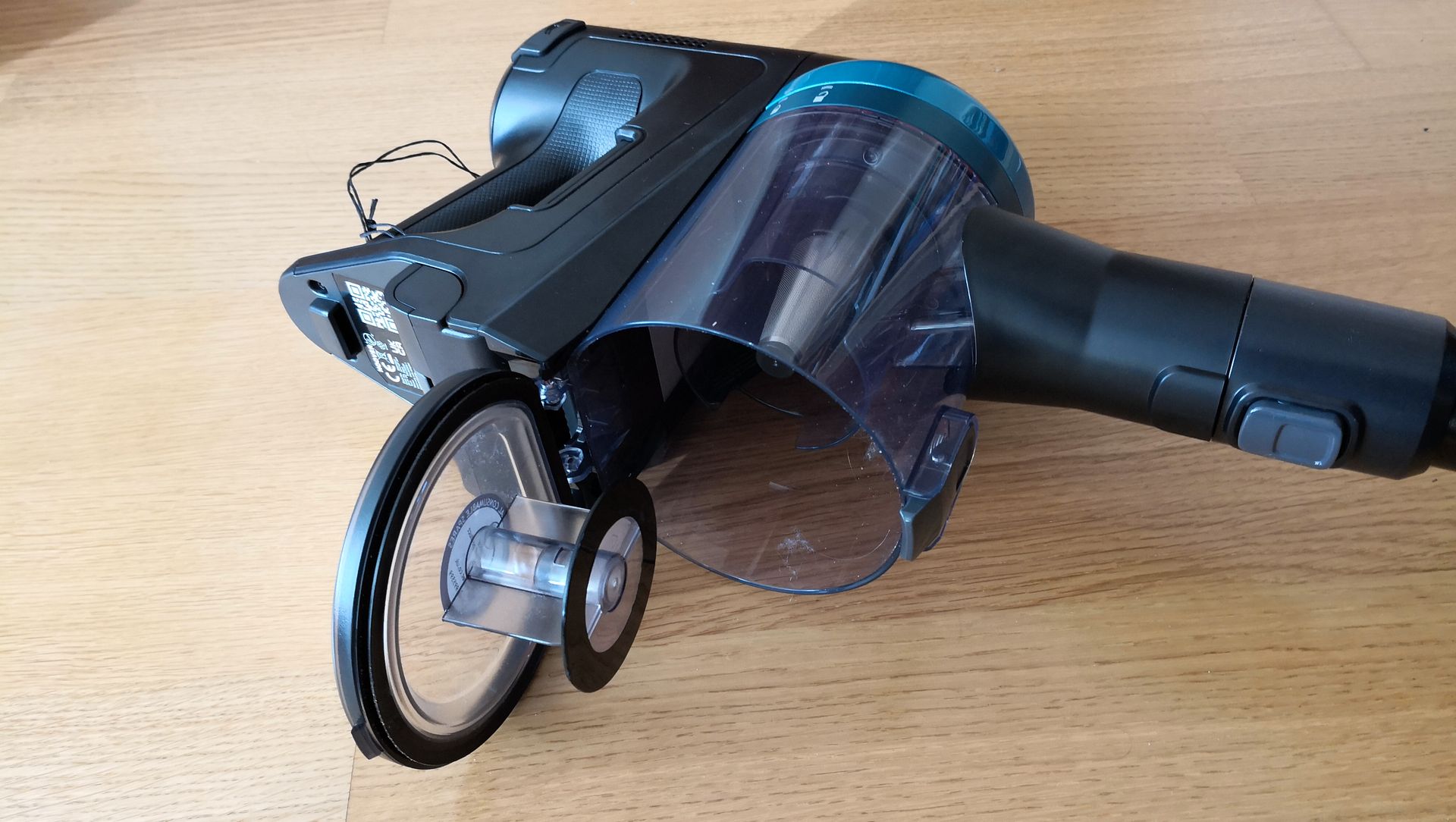 Hoover HF4 Anti-Twist Cordless Vacuum review: Deceptively powerful and ...