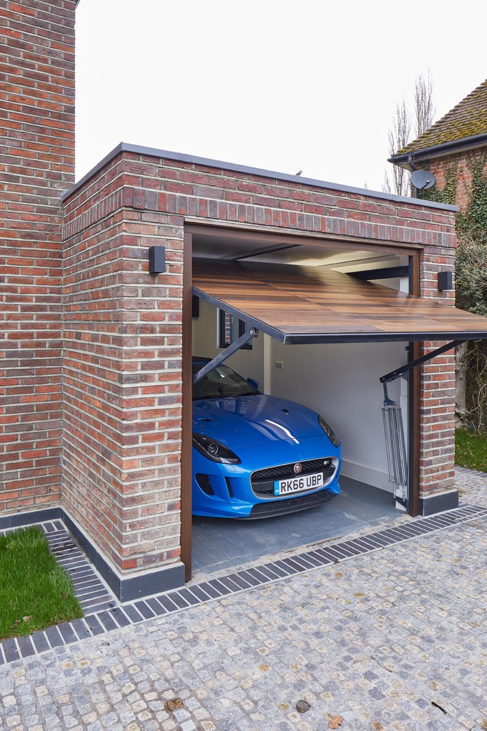Up and over garage doors | Homebuilding