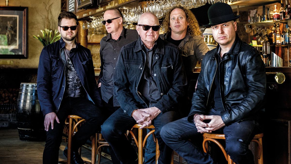 Live Preview: The Angels | Louder