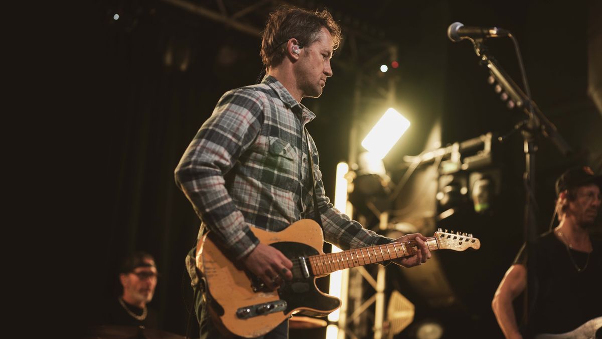 Chris Shiflett on the overlooked key to becoming a better guitar player ...