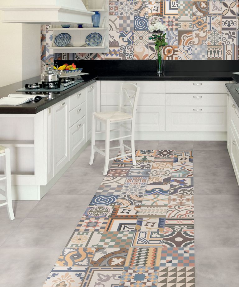 Kitchen floor tile ideas – 16 stylish tile designs for kitchen floors ...
