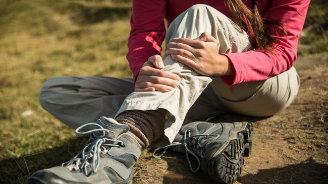 Hiking injuries and ailments: how to avoid and treat them | Advnture