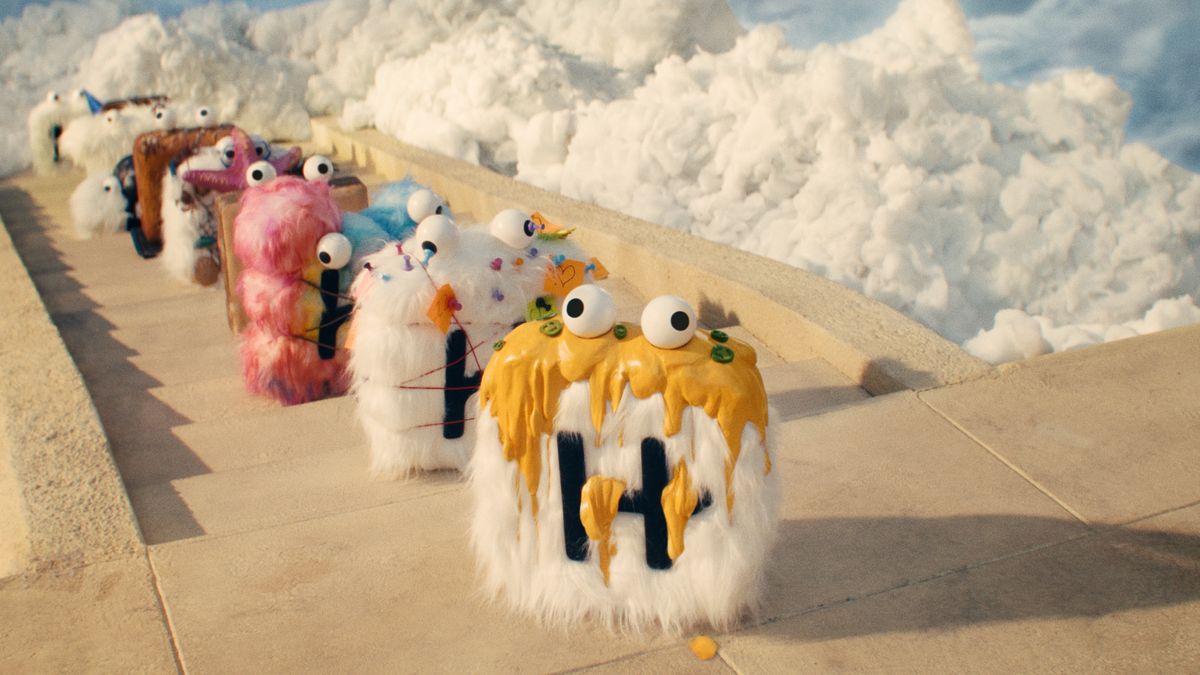 Whimsical new Hinge ad celebrates the deletion of the app | Creative Bloq