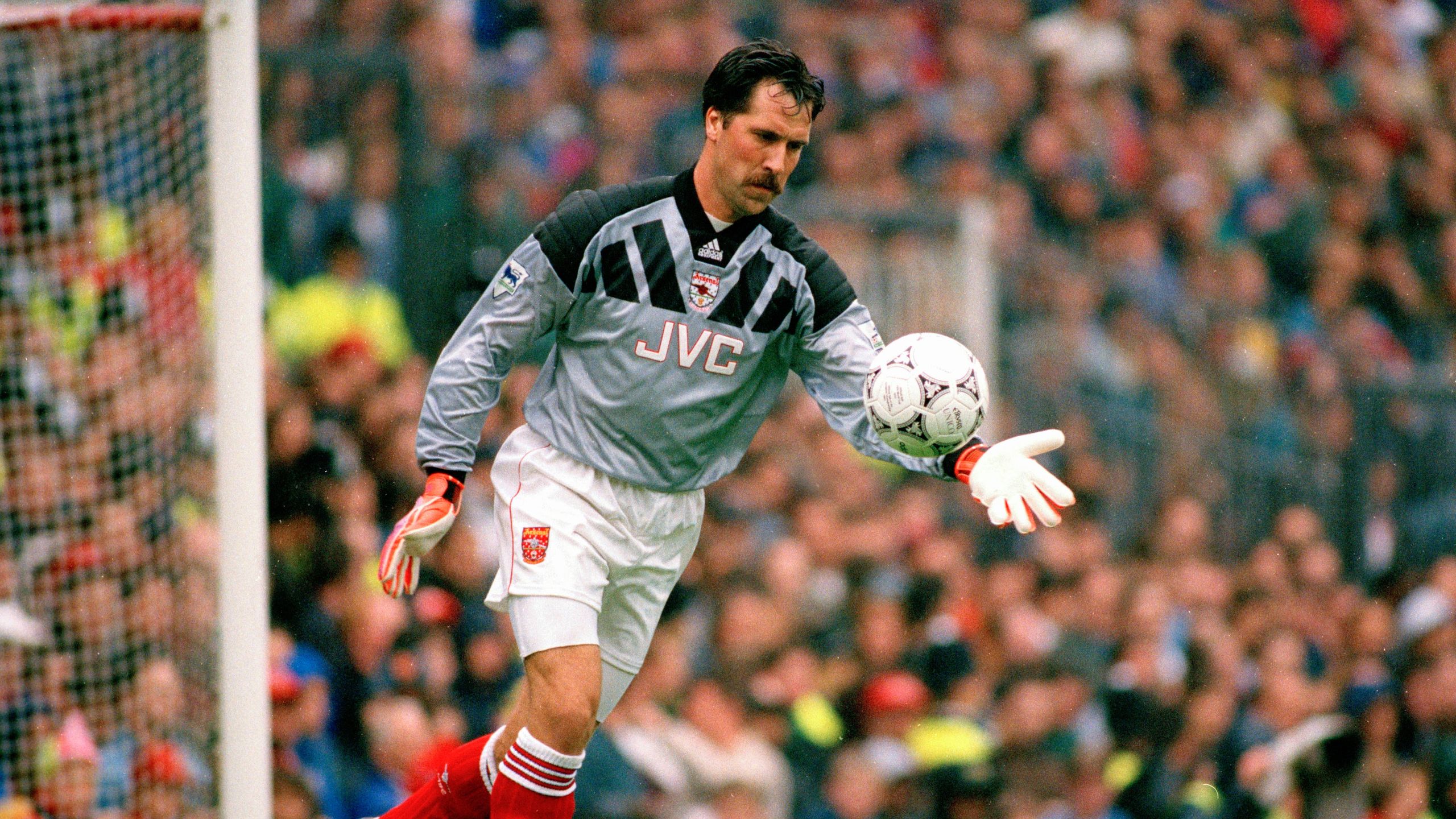 Ranked! The goalkeepers with the most clean sheets in Premier League ...