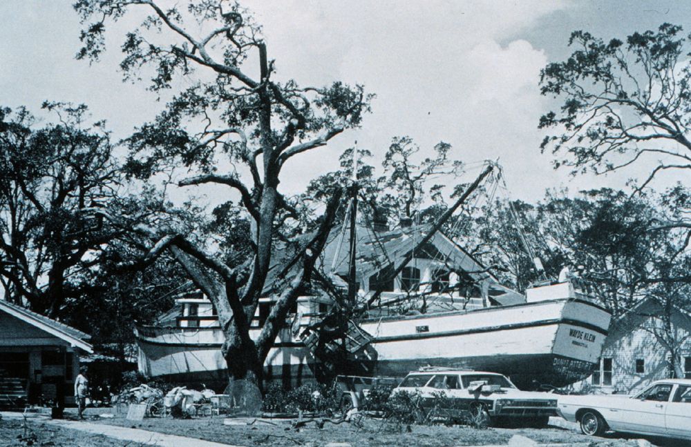 Notorious Retired Hurricane Names | Hurricane Photos | Live Science