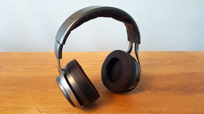 LucidSound LS40 7.1 Surround Wireless Universal Gaming Headset review | T3