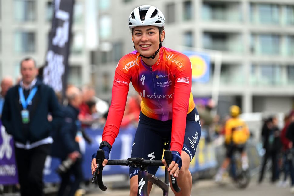 Thüringen Ladies Tour: Mischa Bredewold secures solo victory on stage 2 ...