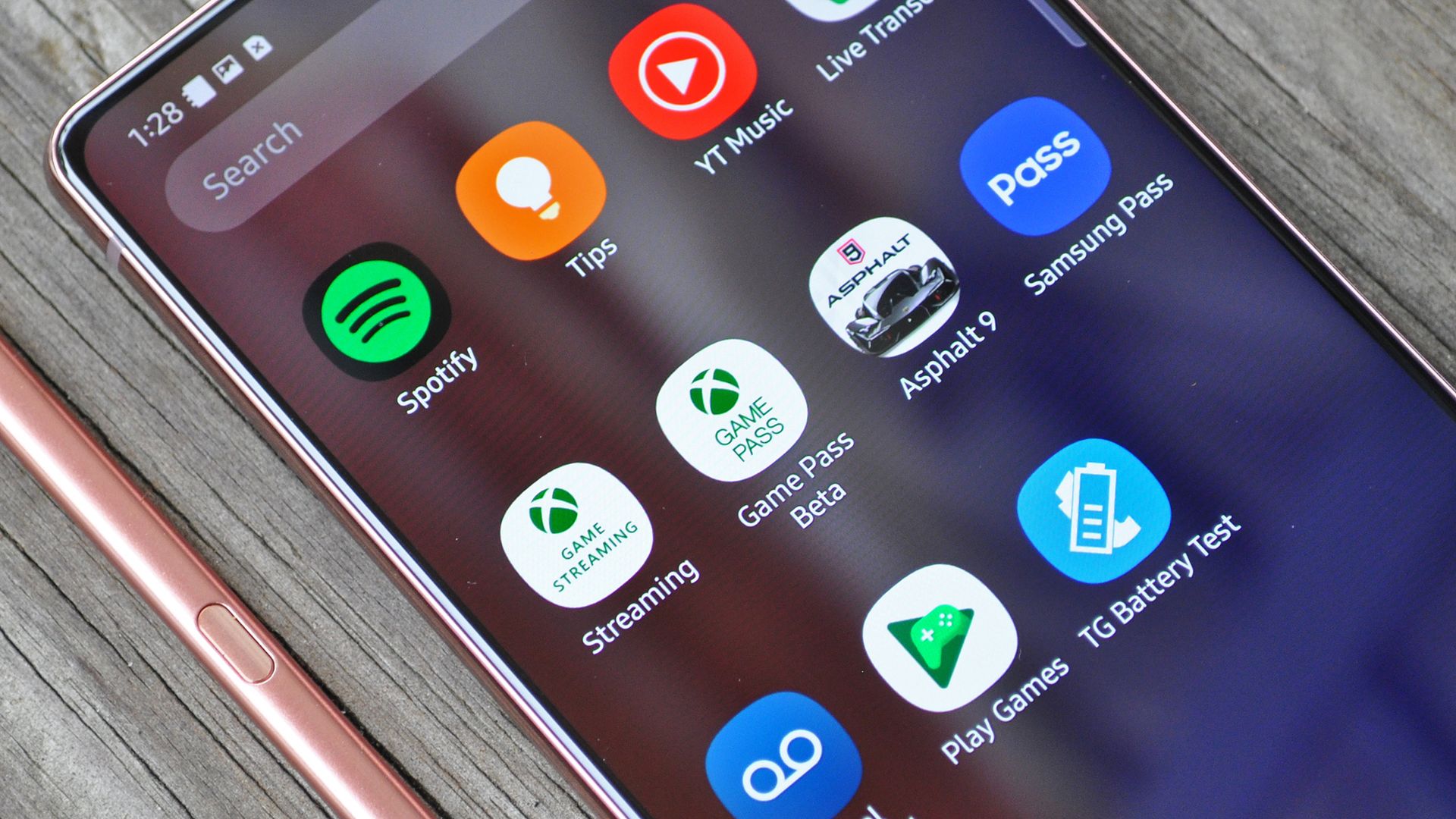 The Xbox App Store could be just the competition that Apple and Android ...