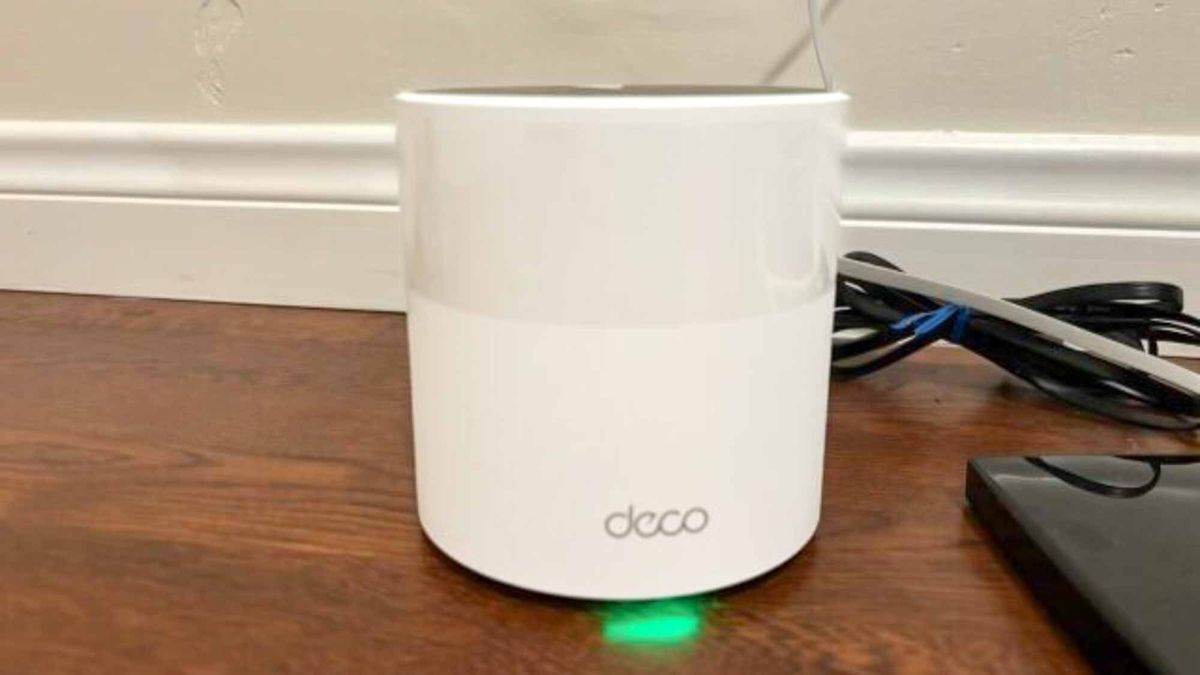 I helped my uncle upgrade to a mesh Wi-Fi system — here’s how I did it ...