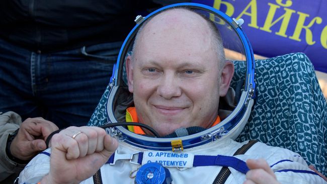 Cosmonaut removed from SpaceX's Crew 12 mission for violating national ...
