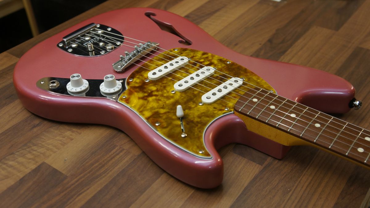 New UK company offers bespoke guitar scratchplate service and wiring ...