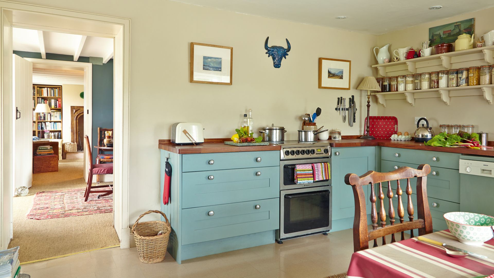 Real home: an inspiring cottage renovation on a budget | Real Homes