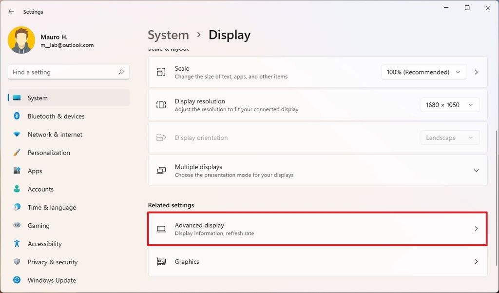 How to find monitor information and features on Windows 11 | Windows ...