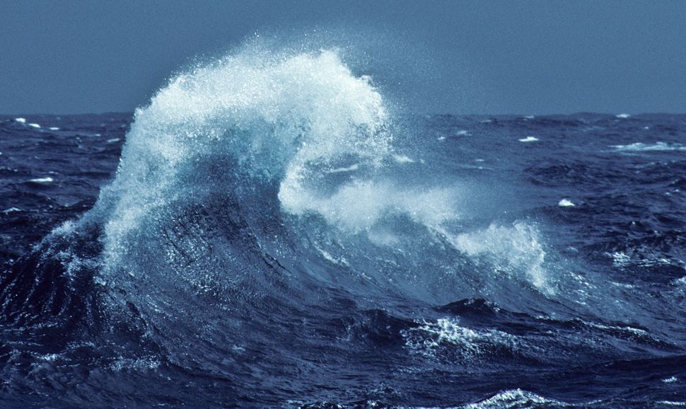Famous Japanese 'Freak Wave' Recreated in Lab | Live Science