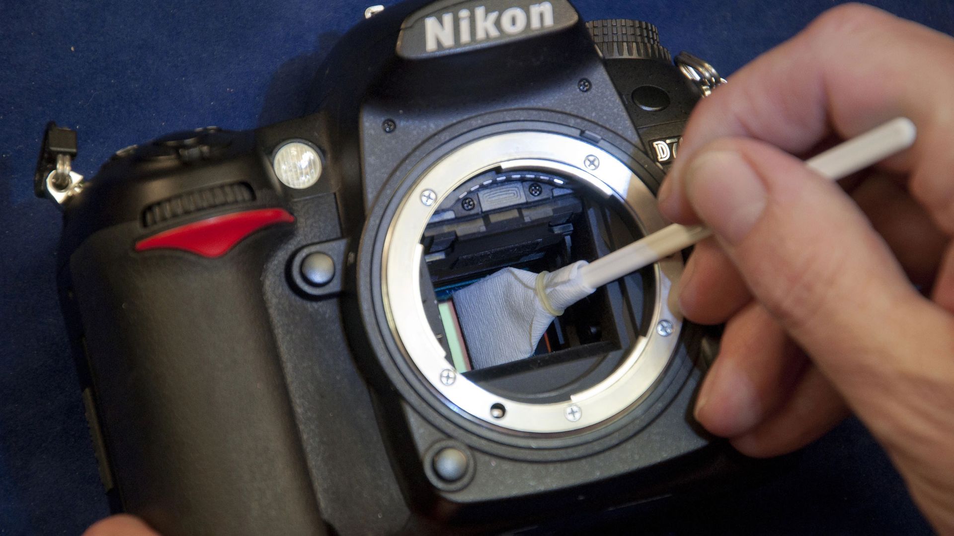 Do I need a sensor cleaner? How to recognize sensor spots, how to fix ...