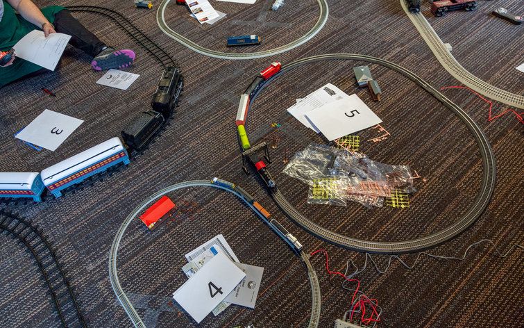 Best electric train sets | chosen by experts | Top Ten Reviews