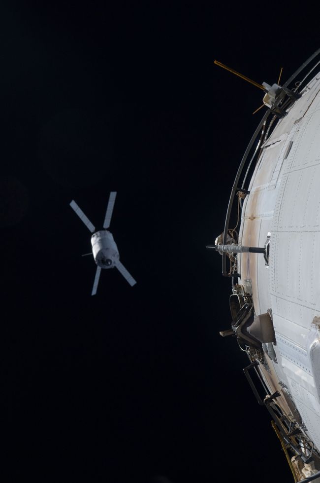 Space Station's Robotic Cargo Ship Fleet (A Photo Guide) | Space