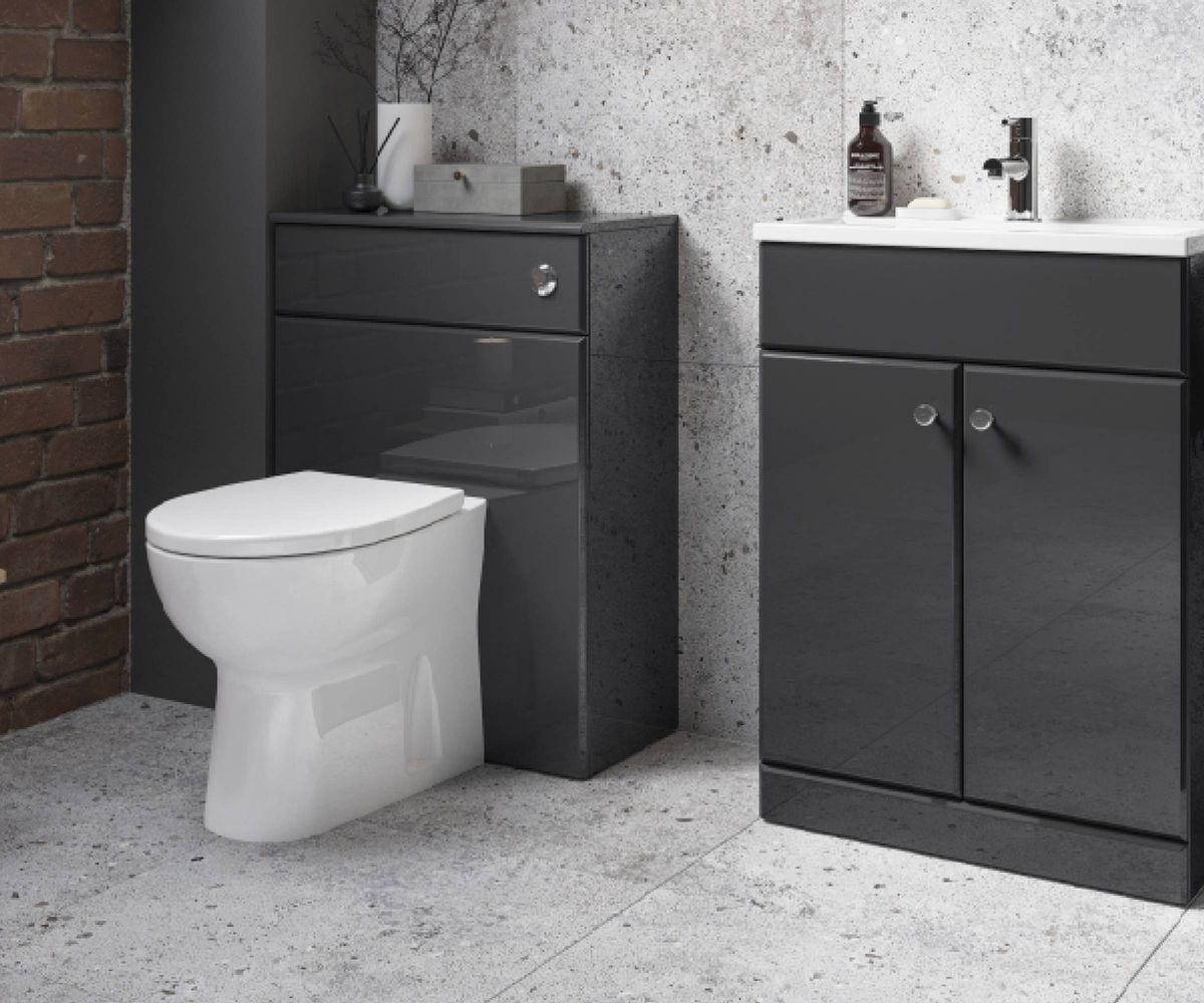 Bathroom vinyl flooring ideas for a low-maintenance space | Homebuilding