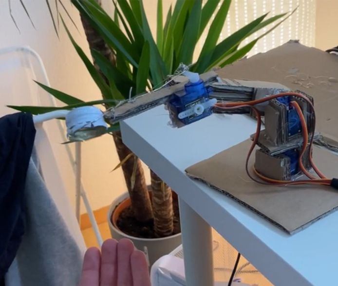 Raspberry Pi Cardboard Robot Arm Cuts Costs | Tom's Hardware