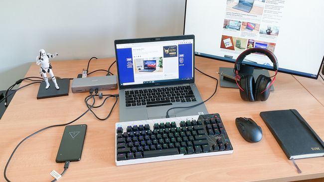 USB-C Hub vs. Docking Station: What’s the difference? | Laptop Mag
