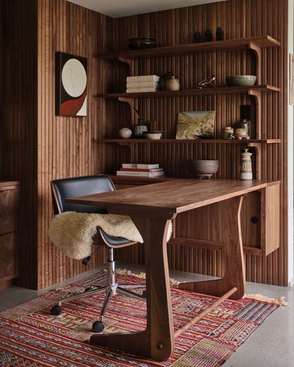 The Cozy Desk Trend Encourages a Comfy Work-From-Home Set-Up | Livingetc