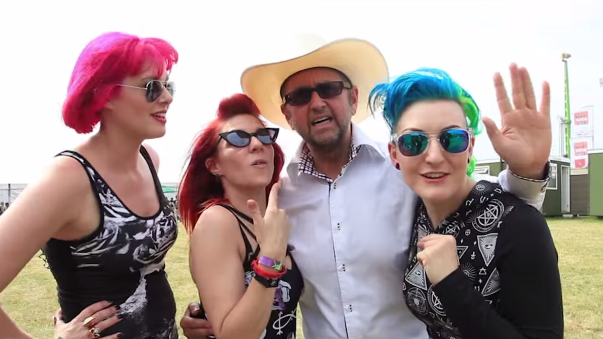 VIDEO: The Lounge Kittens come to Download | Louder