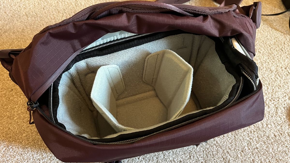 Our review of the Peak Design 7L sling bag | Space
