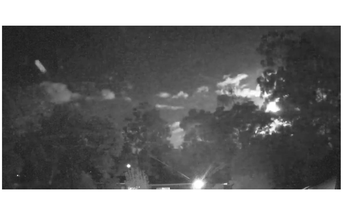 In Photos: Brilliant Fireball Over Perth, Australia of Aug. 28, 2018 ...
