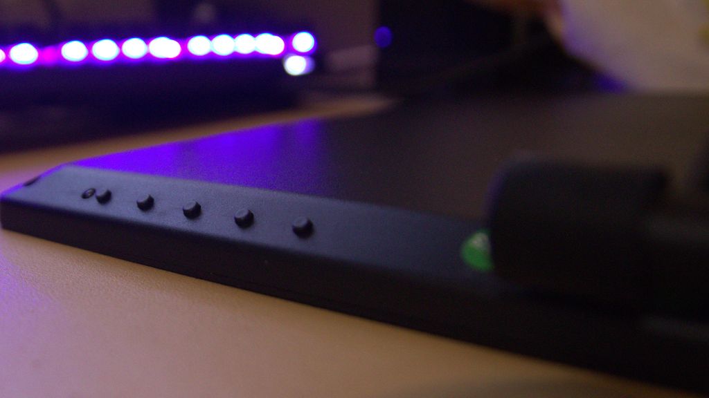 Veikk VK2200 Pro graphic monitor review: Affordability comes at a cost ...