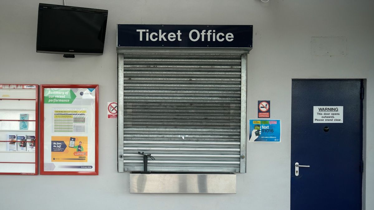 Ticket offices: on track for closure? | The Week