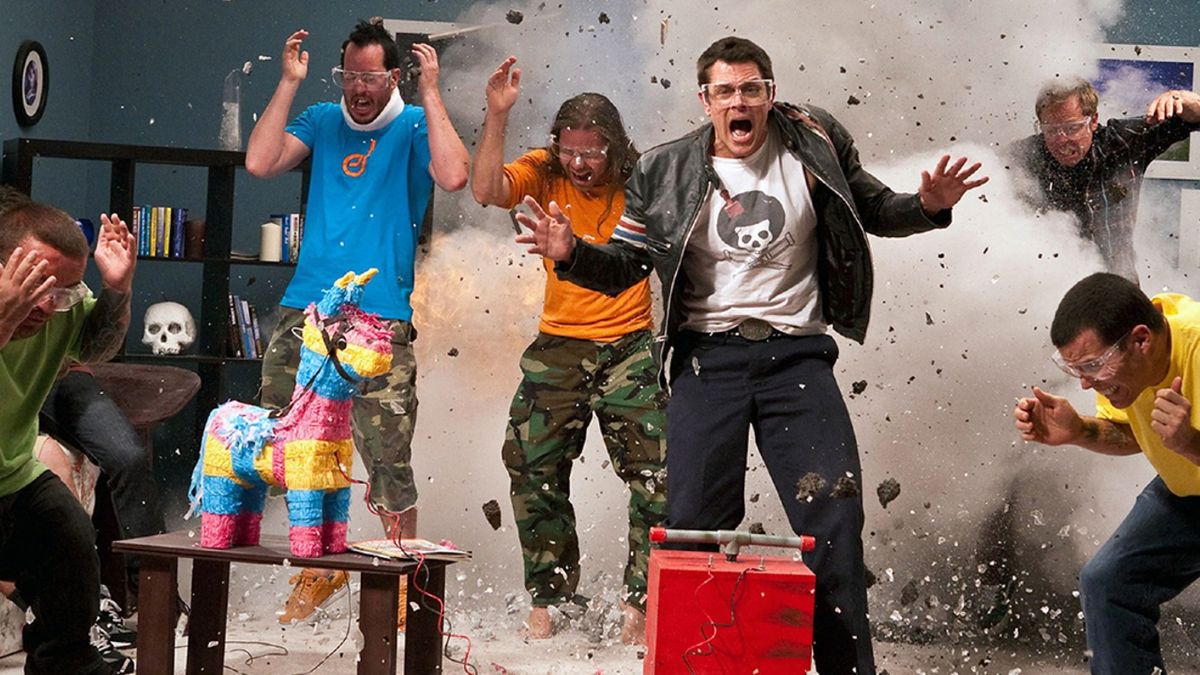 Johnny Knoxville Talks Jackass Stunts And How They Compare To Tom ...