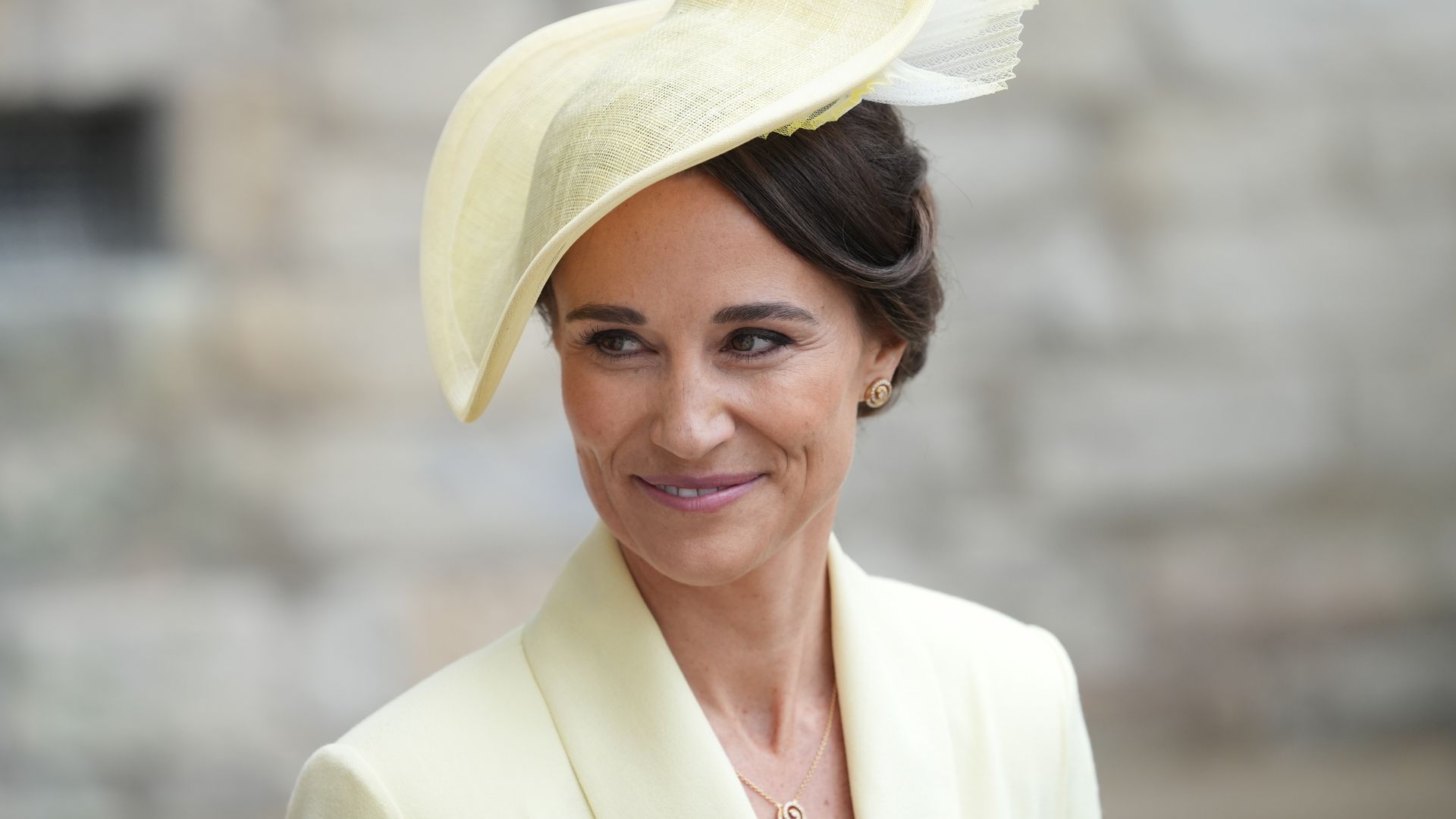 Inside Pippa Middleton's cosy lodge with beams and log burner | Woman ...