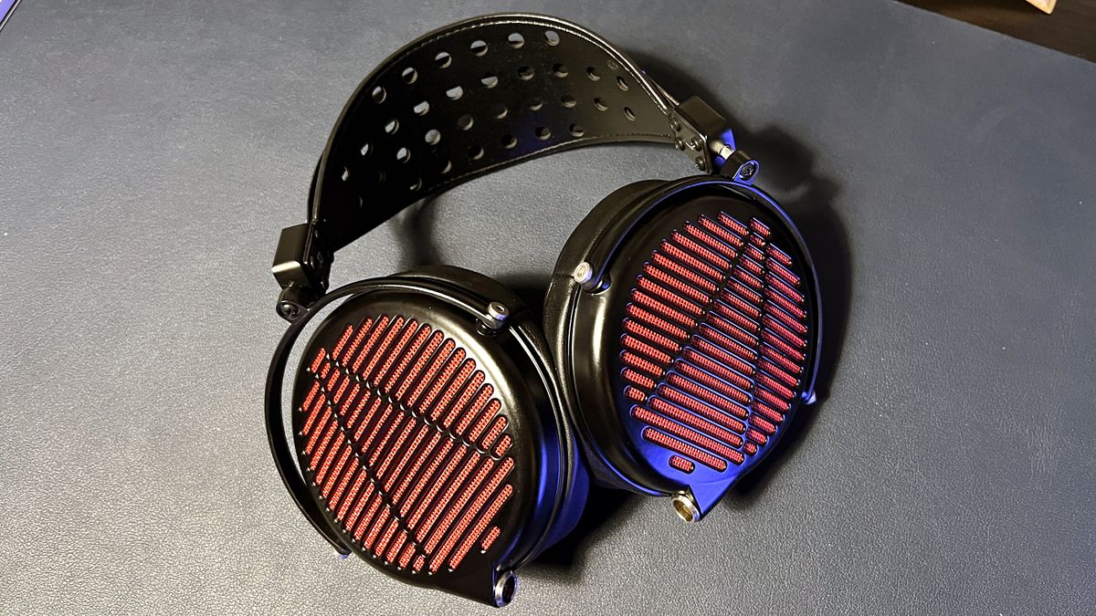 Audeze LCD-GX Review: A Gaming Headset for Audiophiles | Tom's Hardware