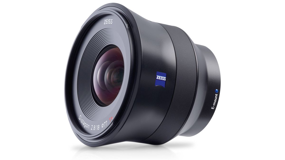 Zeiss Batis 18mm f/2.8 review: wide-angle autofocus lens for Sony ...