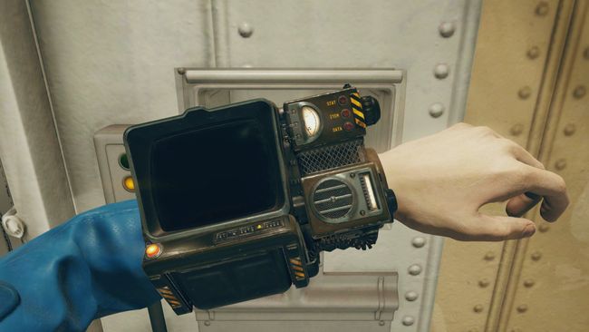 Fallout 76 Pip-Boy 2000 Mk VI Construction Kit Review: Near perfect ...