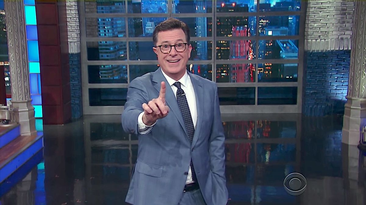 Stephen Colbert smacks his head over Trump's 'travel ban' self-wounding ...