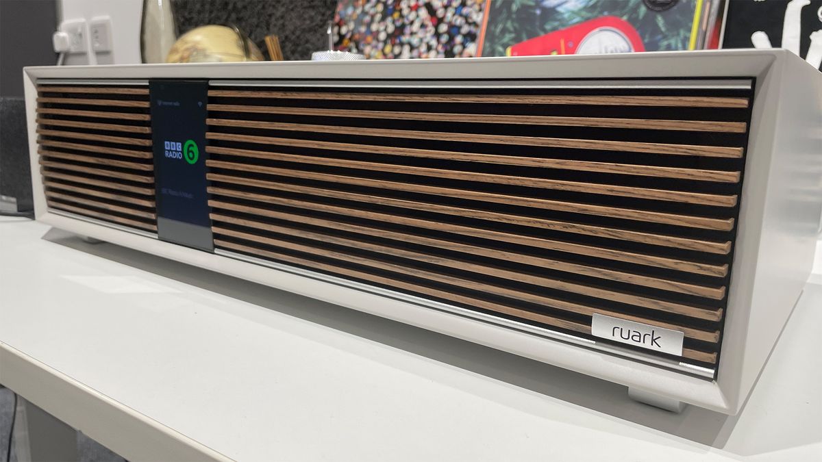 Ruark Audio R410 review: a flexible, function-rich and great-sounding ...