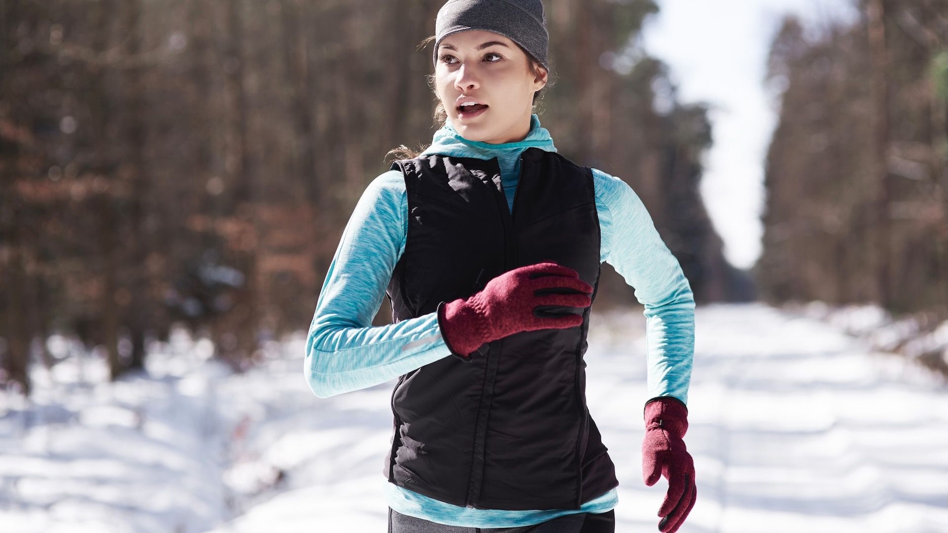 A guide to running on ice – and tips on running in the snow | Advnture