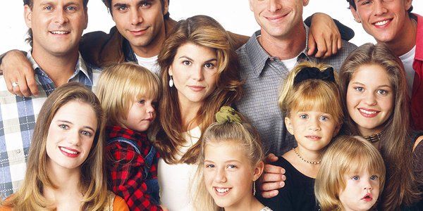 Fuller House Cast's Awards Speech Appeared To Show Support For Lori ...