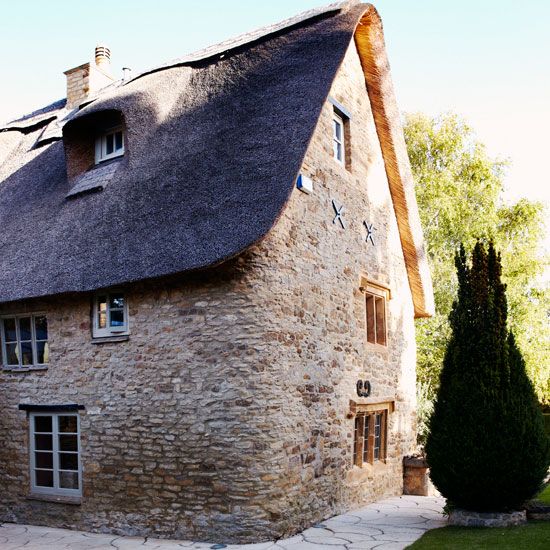 Be inspired by this warm and cosy cottage retreat | Ideal Home